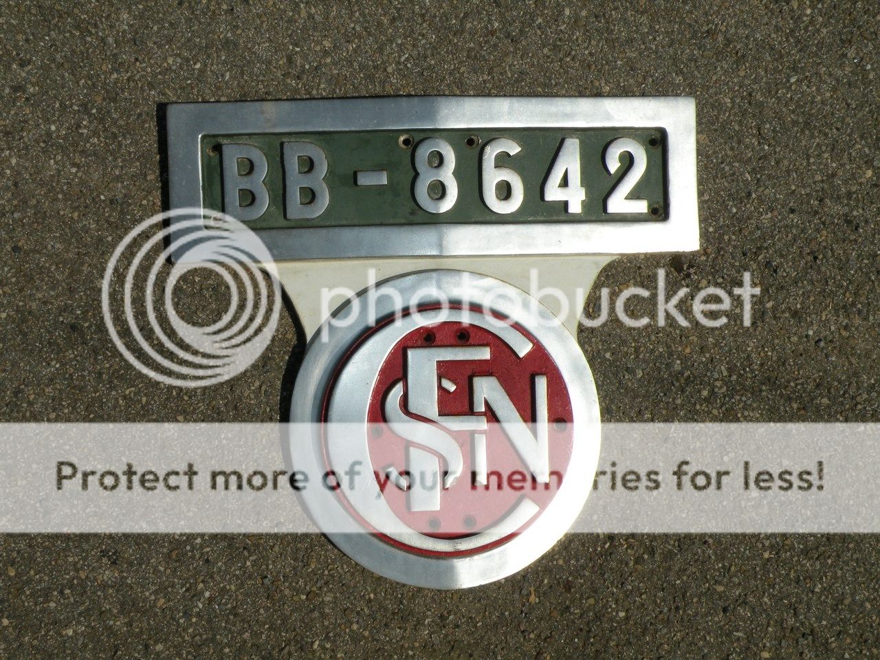 Plaque frontale de locomotive train BB-8642 SNCF